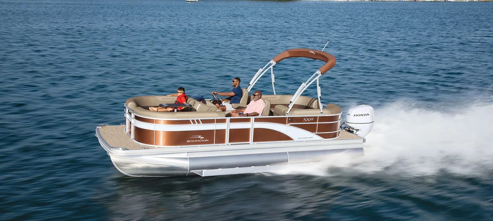 Used Bennington SX Line Luxury Stern Lounge Pontoon Boats For Sale Near ...
